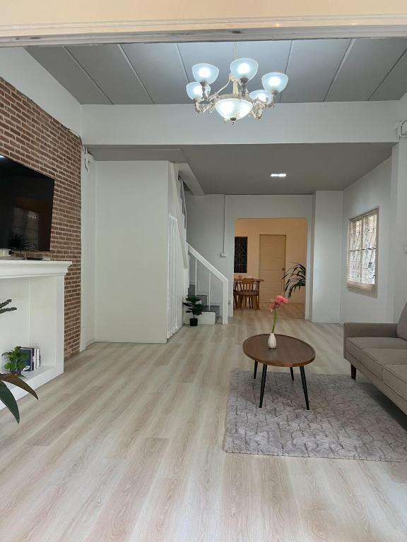 Nimman House - Sukkasem Home, Chiang Mai (updated prices 2026)