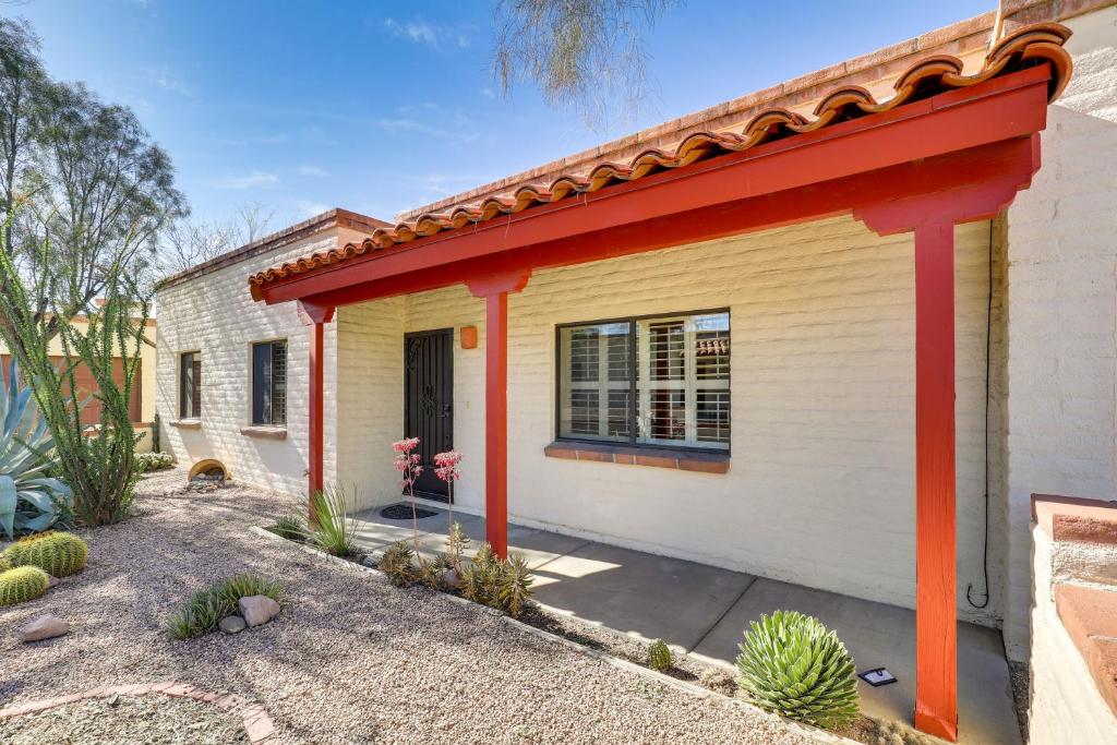 Bright Tucson Home with Patio By Rillito River Path!, Tucson (updated ...