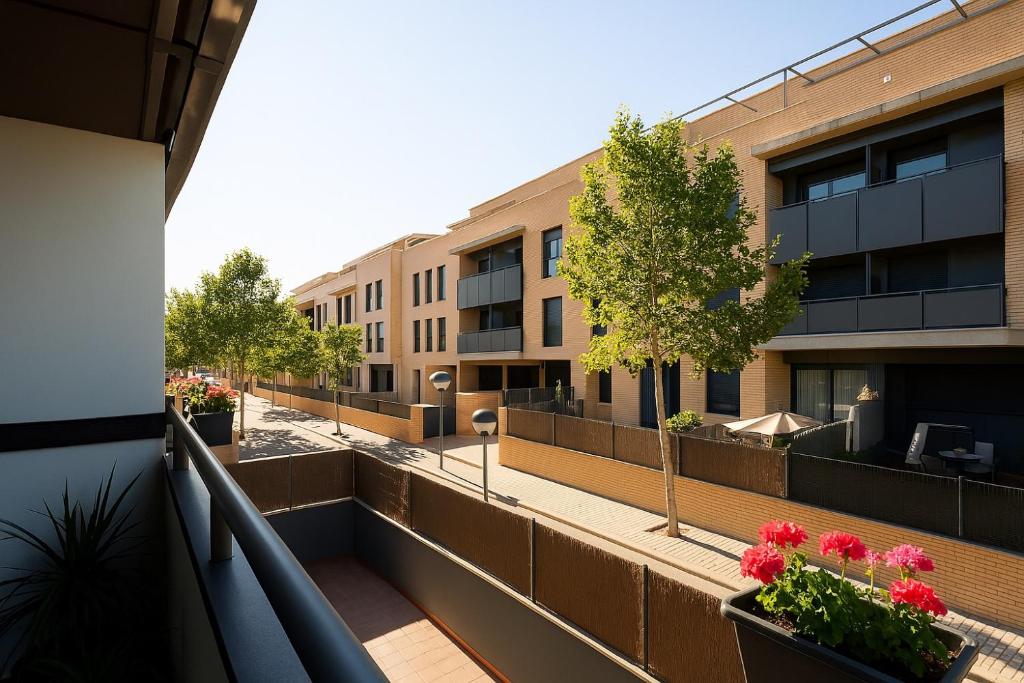 Lujoso Apartamento 3 Camas Piscina Parque Garaje Las Rozas Familiar ...