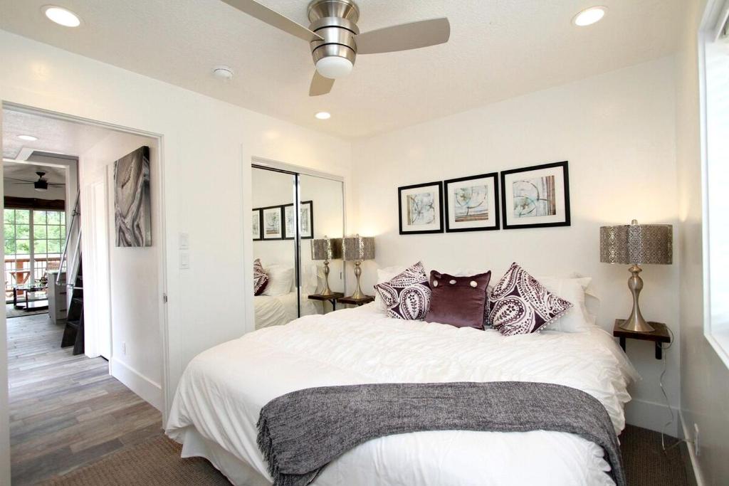 Luxury Accommodation Perfect for Visiting the Pristine Lake Powell in ...