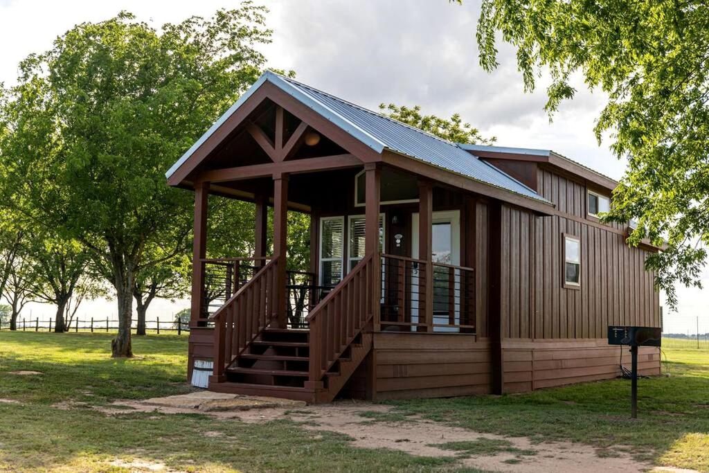 Rustic Elegance in Texas - Amazing Glamping Getaways in this Chilton ...