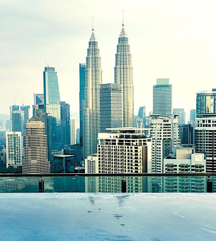 The Luxe Colony KLCC BY Infinitum, Kuala Lumpur (updated prices 2025)