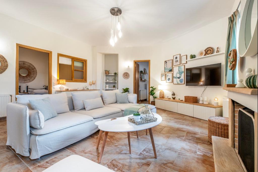 Lago 1 Holiday Home, Lagonissi (updated prices 2026)