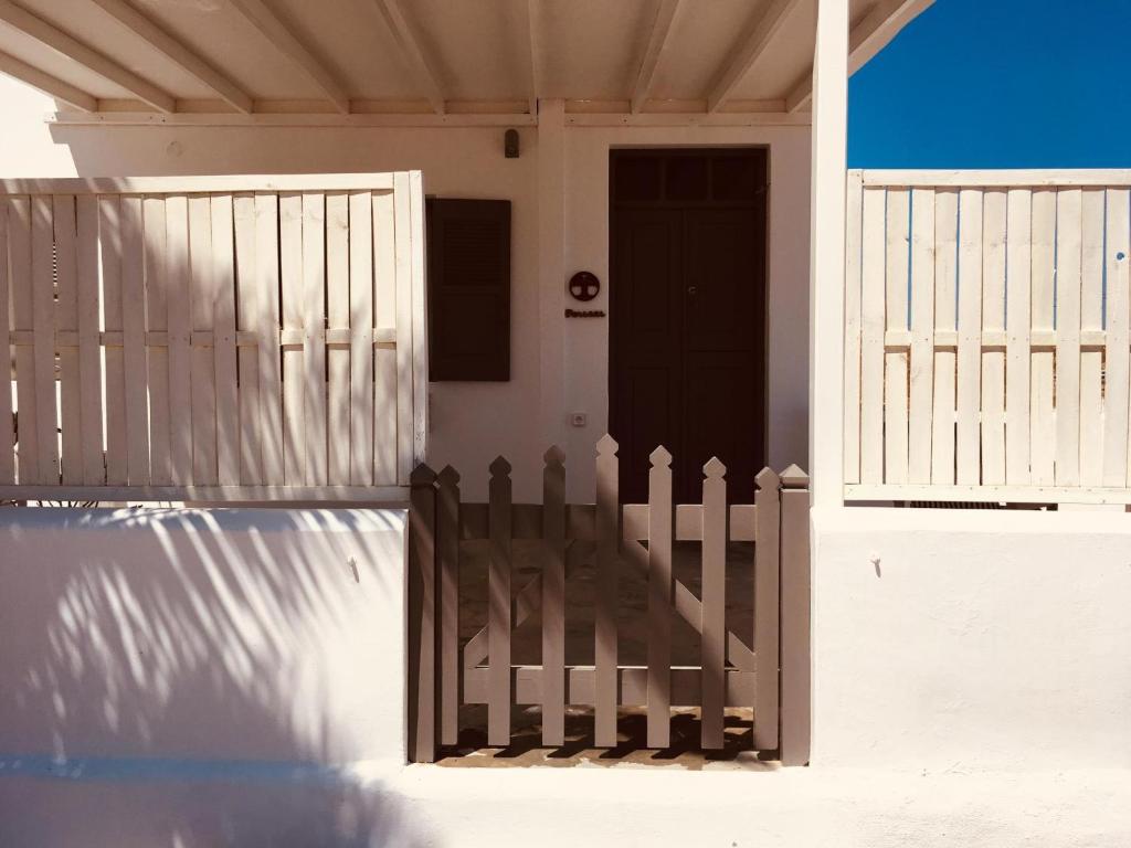 Perseas, Livadion (updated prices 2025)