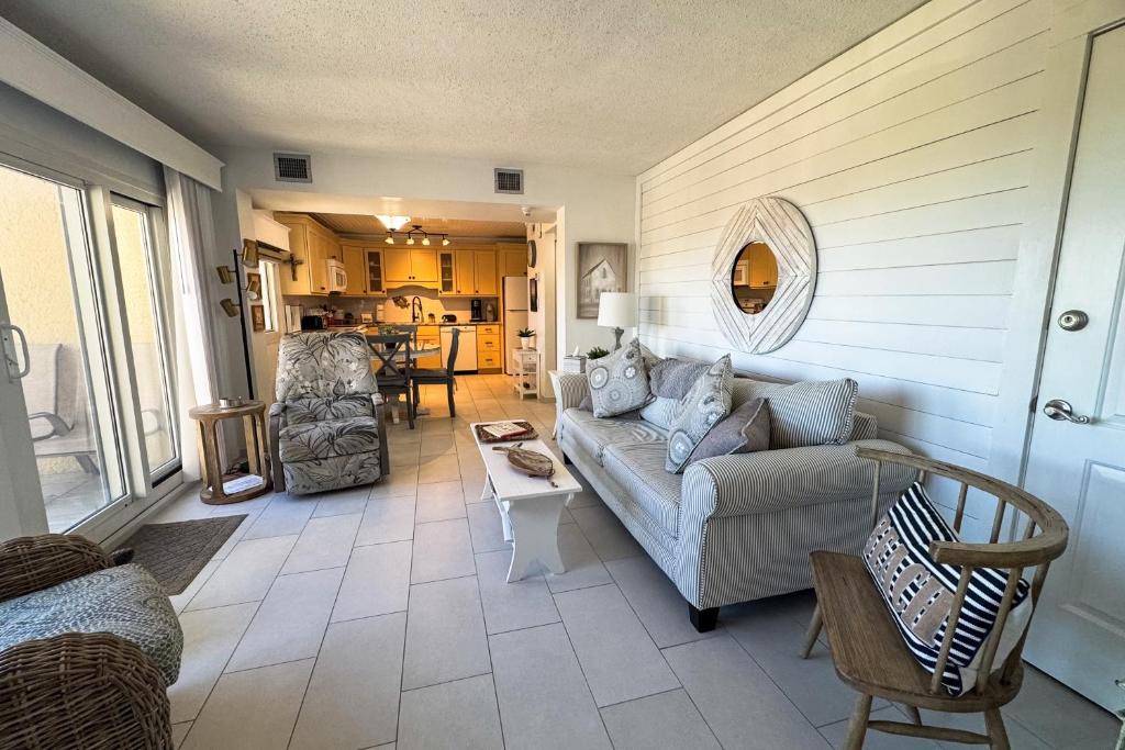 Pinnacle Port A-315, Panama City Beach (updated prices 2026)