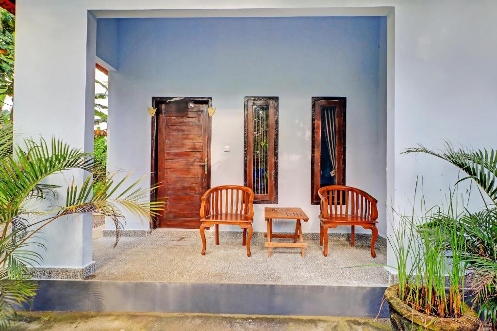 OYO 92401 Hotel Mustika, Mendaya (updated prices 2025)