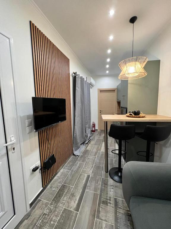 Studio Cattleya, Kastanéa (updated prices 2026)