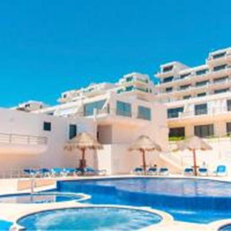 Ocean view condo with balcony hotel zone Cancun, Cancún (updated prices ...