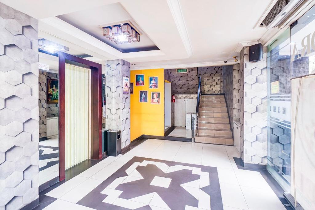 Collection O Feodora Hotel Near Mangga Besar Station, Jakarta (updated ...