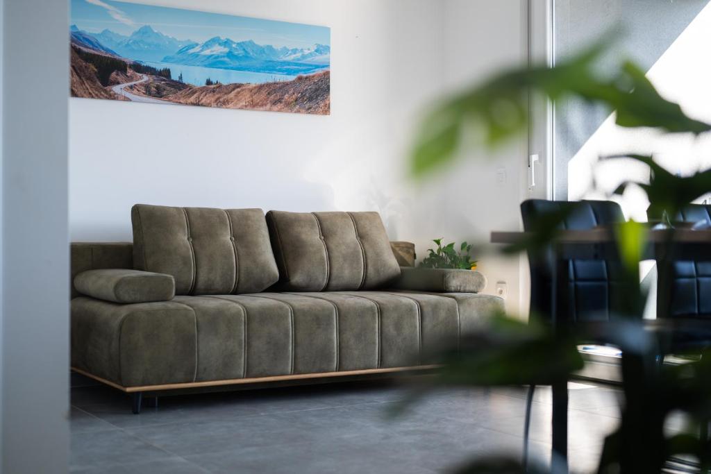 Sunshine Bay II, Nin (updated prices 2026)
