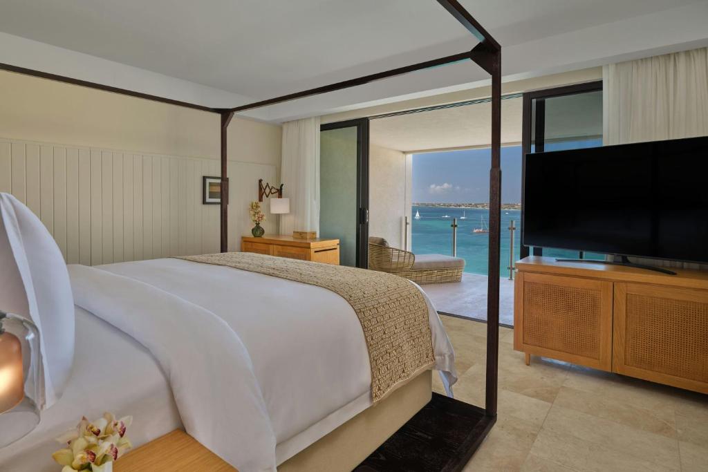 The St. Regis Aruba Resort, Eagle Beach (updated prices 2025)