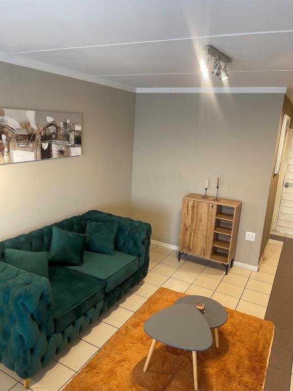 Fourways Nest Cozy Midterm Stay, Sandton (updated prices 2025)