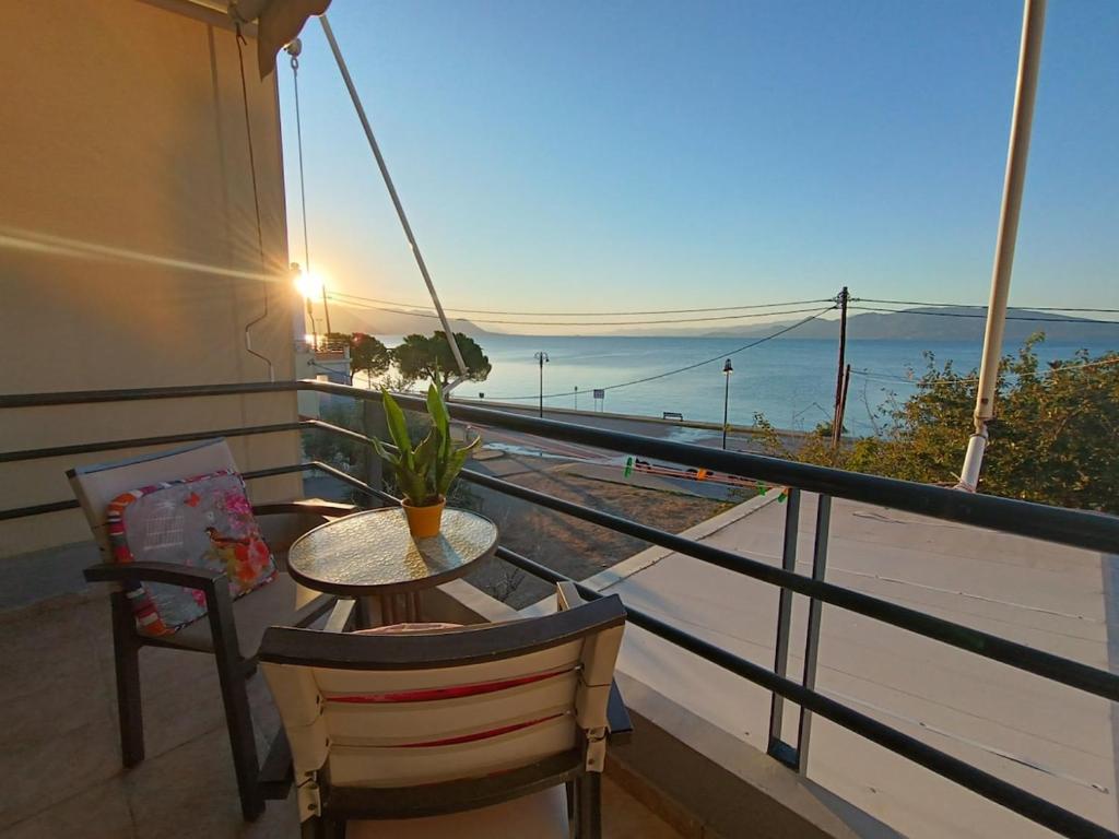 so sea so blue, Arkítsa (updated prices 2025)