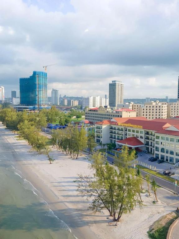 DongHu Resort Hotel, Sihanoukville (updated prices 2026)
