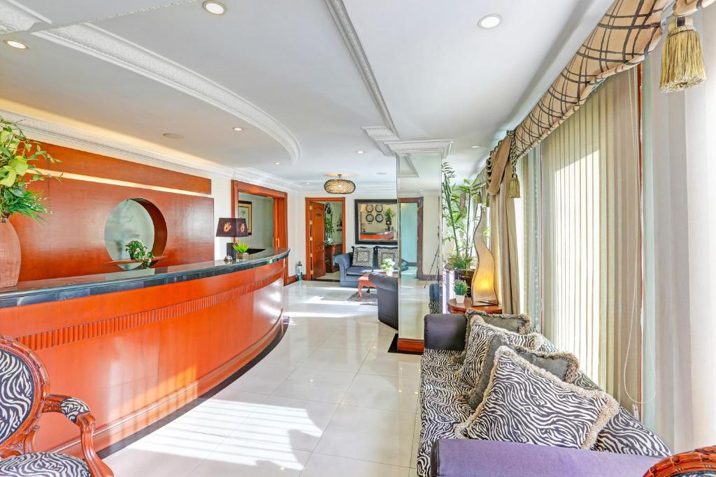Collection O VIP Suites, Near PNR Pasay Evangelista, Makati Manila ...