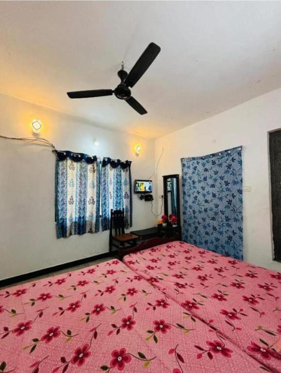 VIP heavan homestay, Vālpārai (precios actualizados 2025)