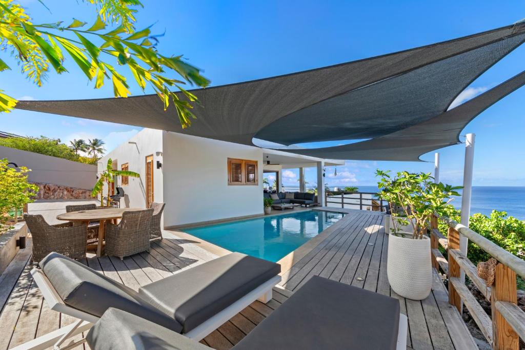 Lahara Penthouse, with amazing view, Dorp Soto (updated prices 2026)