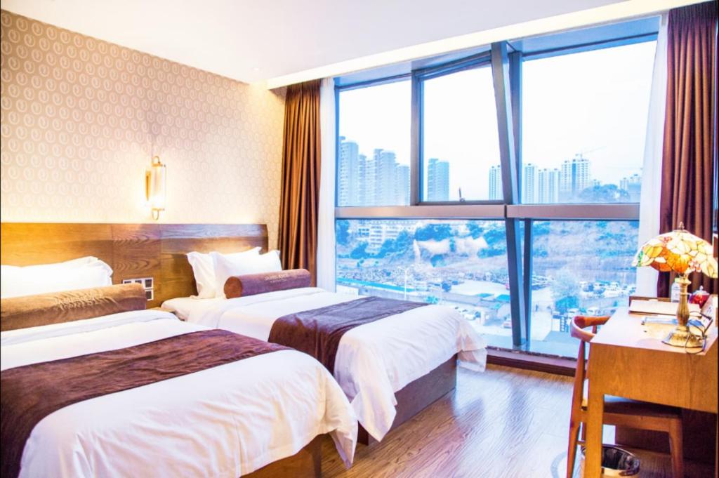 James Joyce Coffetel Yichang East Railway Station Central Bus Station ...