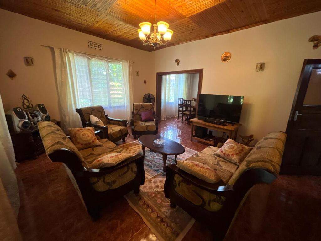 Kitonga Escape, Msaranga (updated prices 2025)