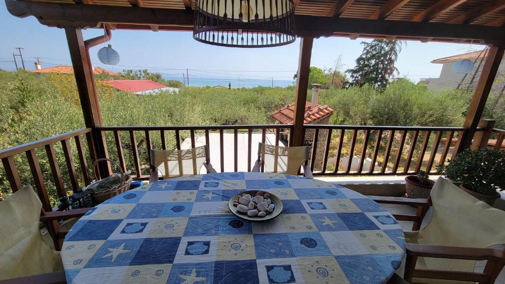 POTIDAIA BEACH HOUSE, Nea Potidaea (updated prices 2025)