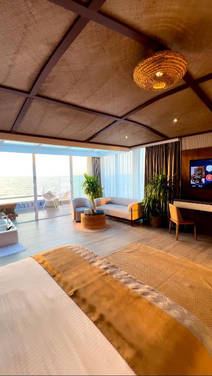 Jaw Resort & Spa, Manama (updated prices 2025)