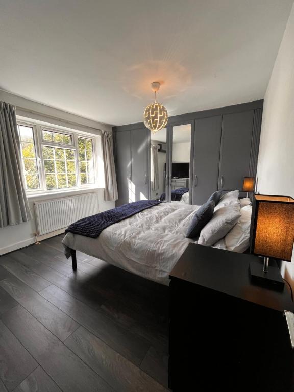 3 bed home close to The New Forest, Beaches, Shops and Pubs, West ...