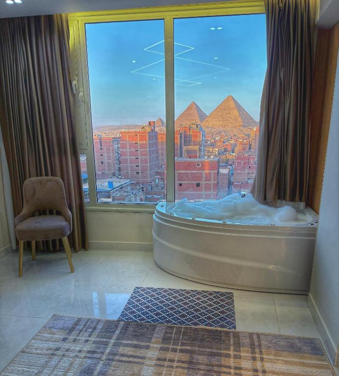 Lotus Pyramids & Jacuzzi（カイロ）：（最新料金：2025年）