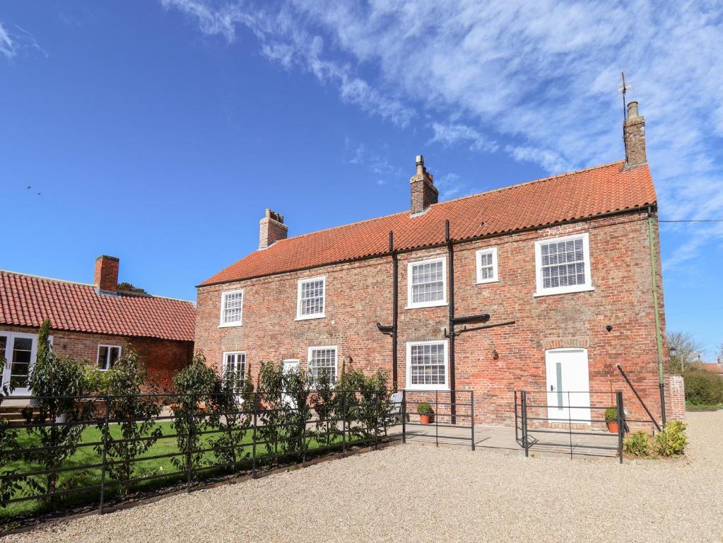 Harpham Manor House, Lowthorpe (updated prices 2026)
