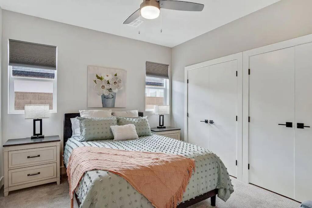 Desert Den Private Room in Shared Home, Hurricane (preços atualizados ...