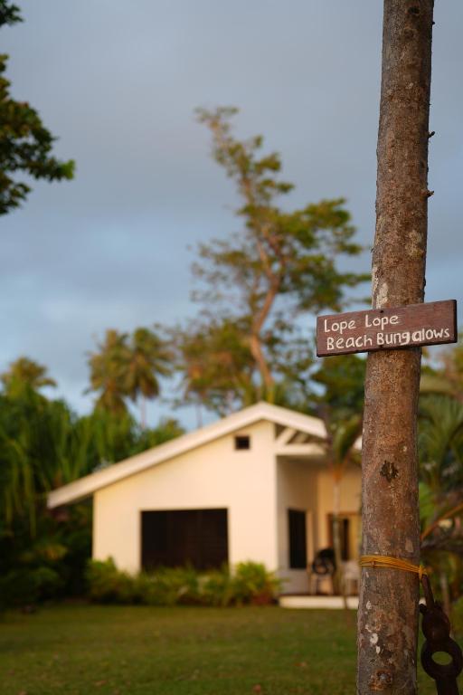 Lope Lope Beach Bungalows, Luganville (updated prices 2025)