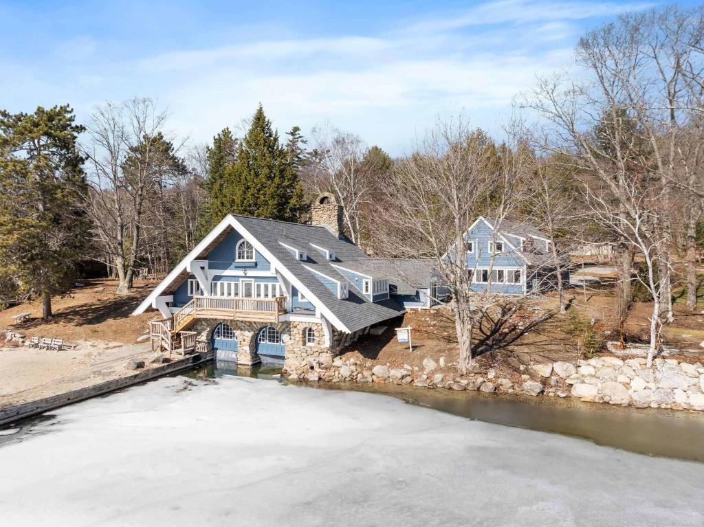 Lakefront Kona Boathouse with Dock & Fire Pit, Moultonborough (updated ...