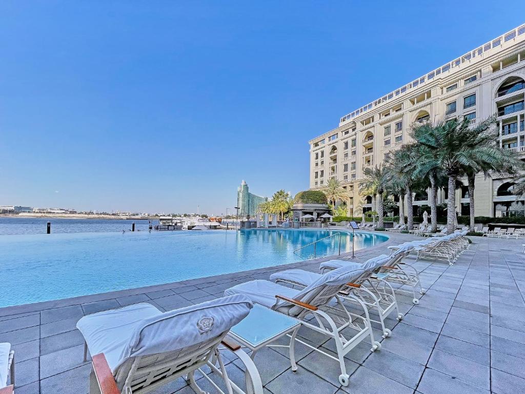 5 Star Hotel Apt - 15 Min to Burj Khalifa & DXB, Dubai (prezzi ...