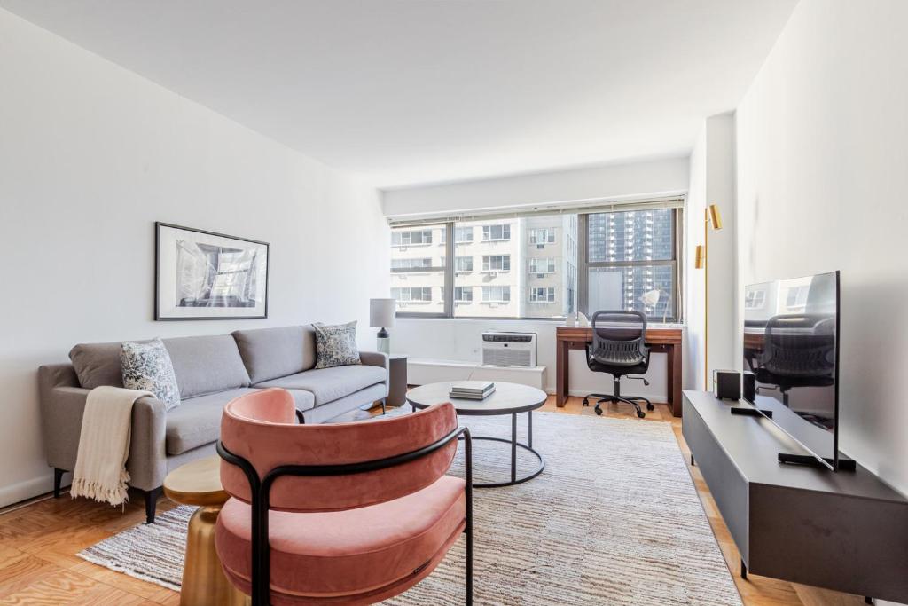 Blueground Midtown East wd nr UN HQ NYC-1792, New York (updated prices ...
