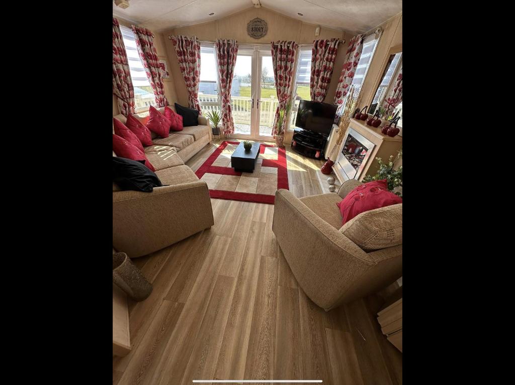 6 berth Waterside Ingoldmells Skegness J4 Santanavan 10, Ingoldmells ...