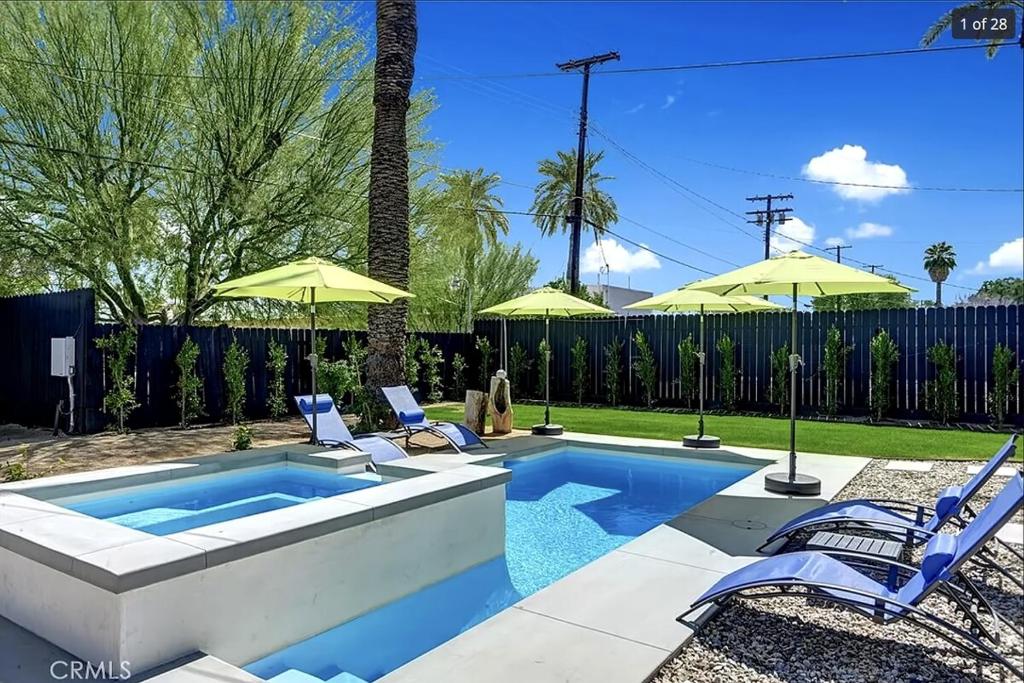 Modern Coachella Poolside Oasis, Indio (aktualisierte Preise für 2025)