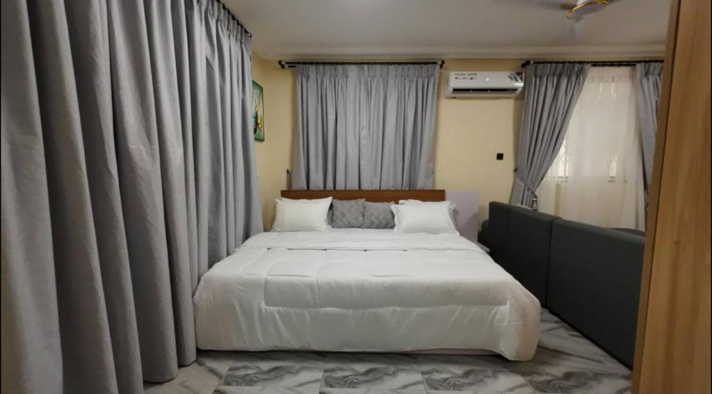 Dominion Luxury Apartments, Lashibi (updated prices 2025)