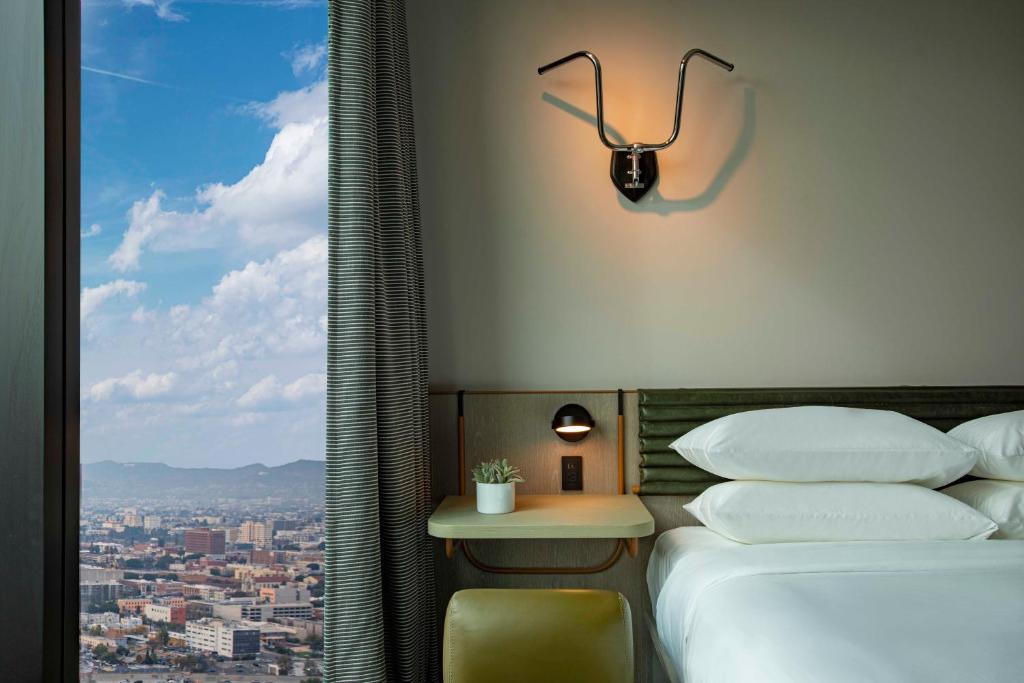 Moxy Downtown Los Angeles, Los Angeles (updated prices 2025)