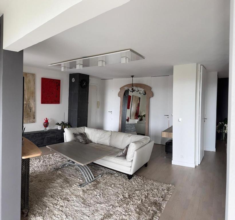 Rez de jardin avec vue mer à saint jean, Saint-Jean-Cap-Ferrat (updated ...