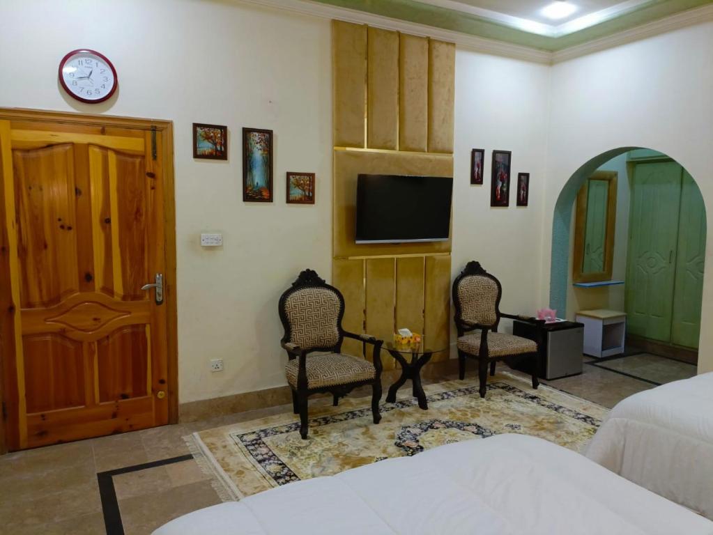 Royal Emirates Residence, Abbottābād (updated prices 2025)