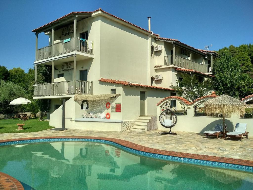 Aggelos Grand, Koukounaries (aktualisierte Preise für 2026)