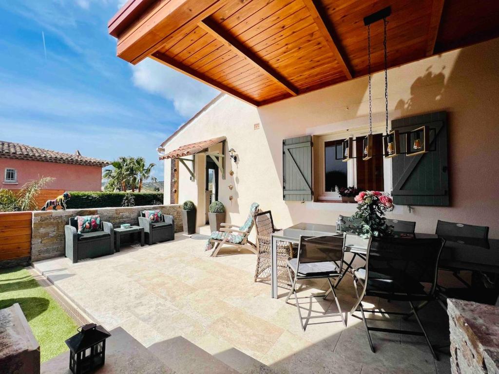 Magnifique villa jacuzzi plage 15 min a pied, Sainte-Maxime (updated ...