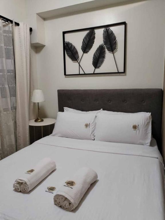 Qween E Choice 2 Qween bed Condo, Manila (updated prices 2026)