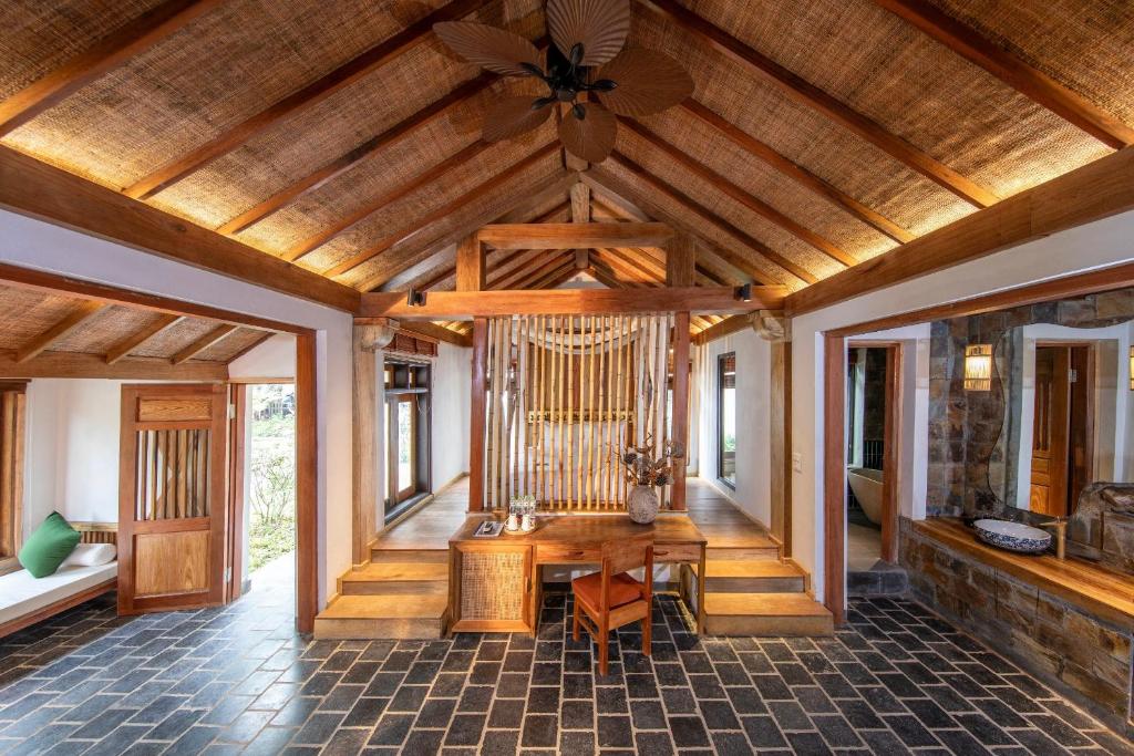 Hang Mua Ecolodge, Ninh Binh (updated prices 2026)