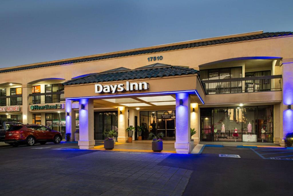 Days Inn & Suites by Wyndham Artesia, Artesia (updated prices 2026)