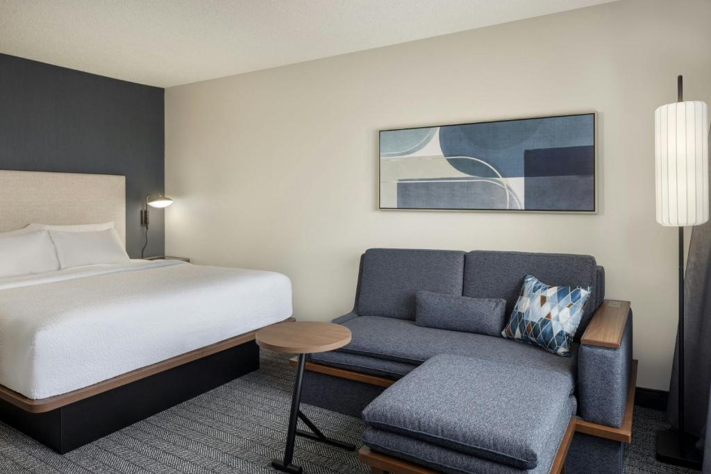 Courtyard by Marriott Springfield Airport, Springfield (updated prices ...