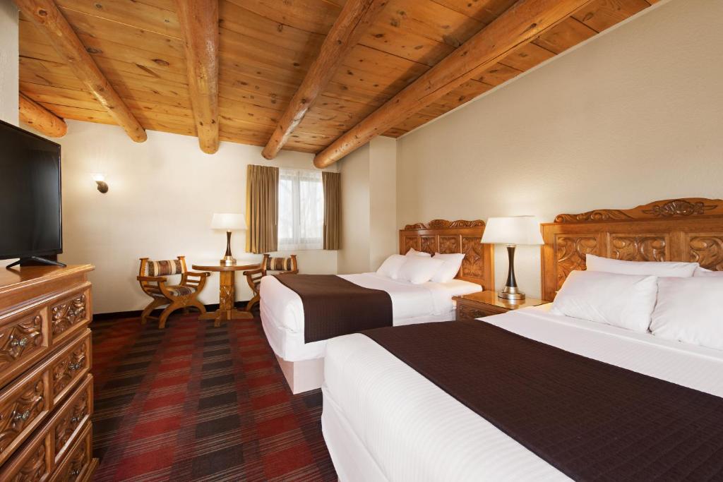 Sagebrush Inn & Suites, Taos (updated prices 2025)