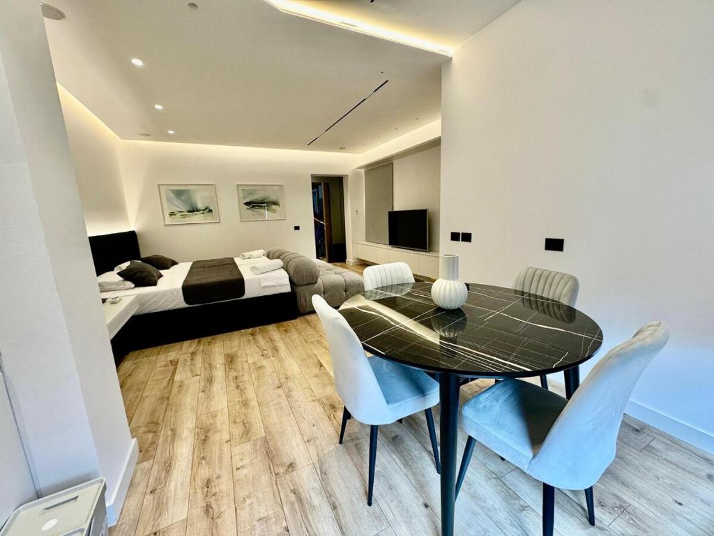 The architect's Studio in Tirana, Tirana (updated prices 2025)