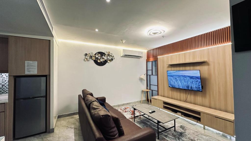 The H Tower Rasuna Suites Kuningan Jakarta By Villaloka, Jakarta ...