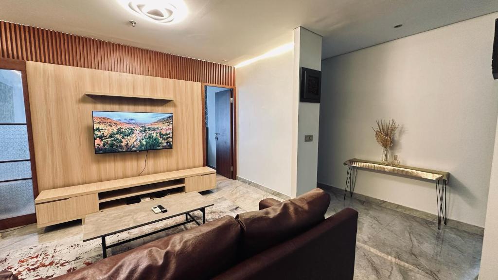 The H Tower Rasuna Suites Kuningan Jakarta By Villaloka, Jakarta ...