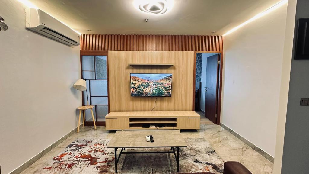 The H Tower Rasuna Suites Kuningan Jakarta By Villaloka, Jakarta ...